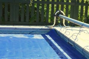 Keep Out Leaves in Pool: 10 Simple and Effective Ways